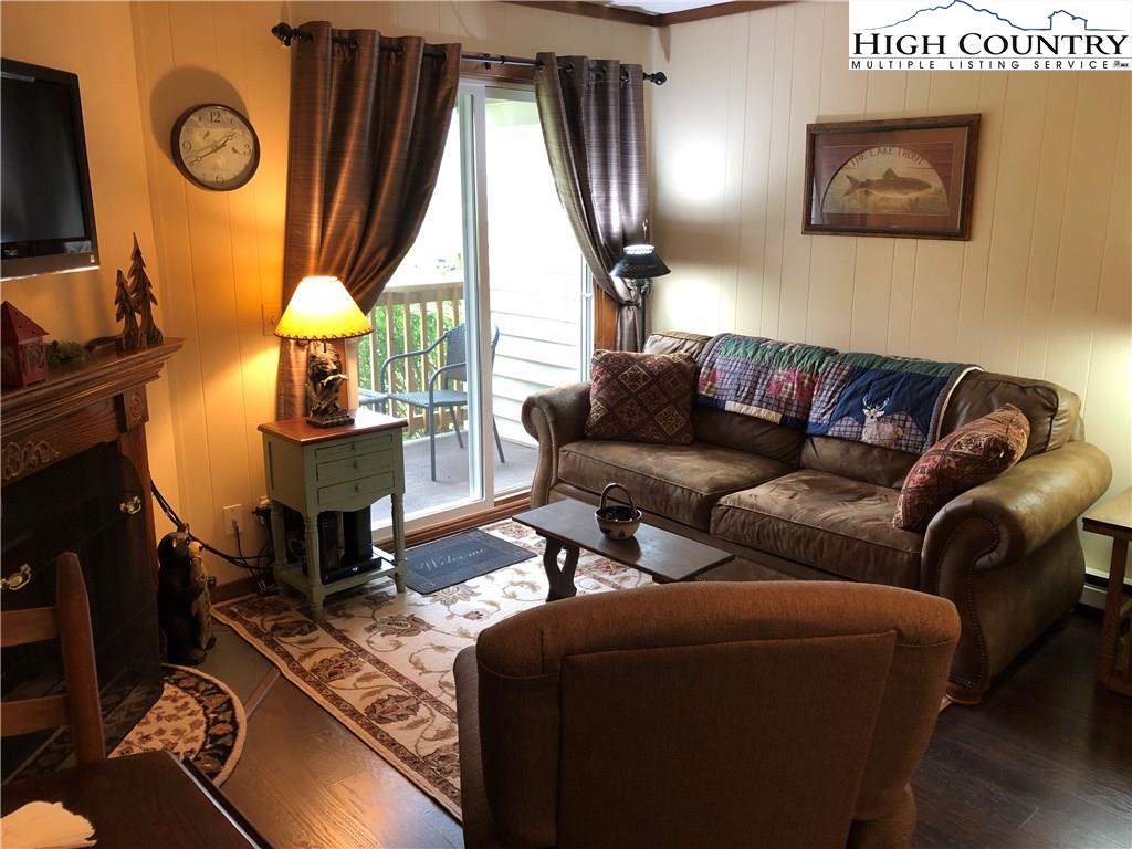 MLS#: 215812 | 301 Pinnacle Inn Road 3103B, Beech Mountain, NC 28604