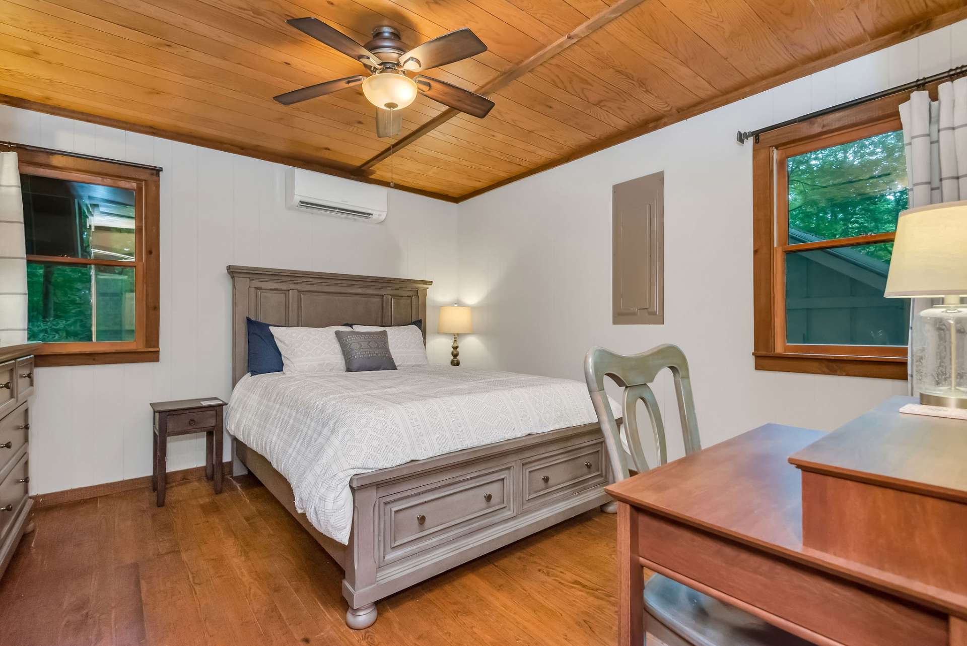 Blue Ridge Mountain Cabin in Todd, NC