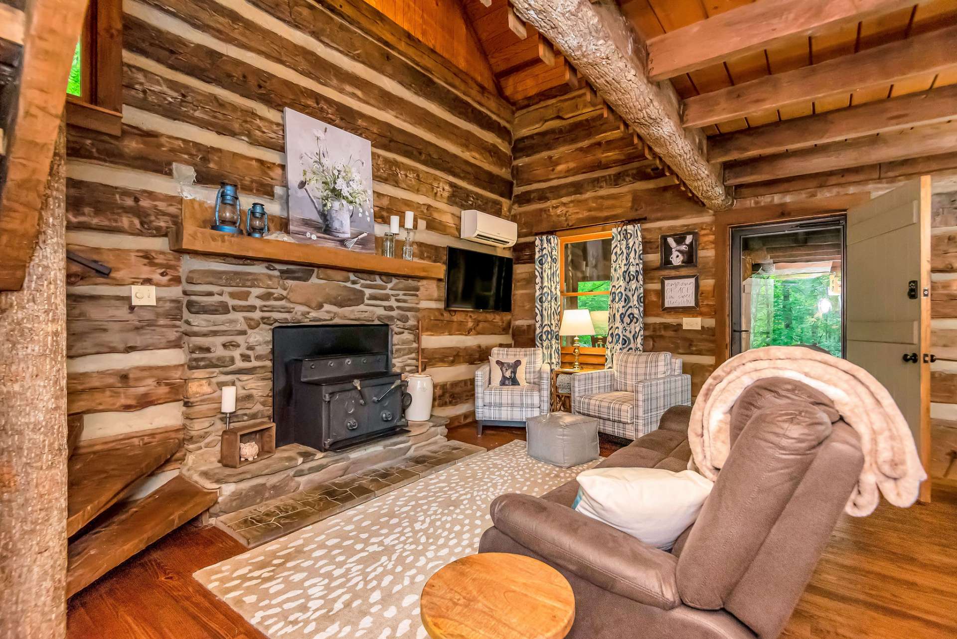 Blue Ridge Mountain Cabin in Todd, NC